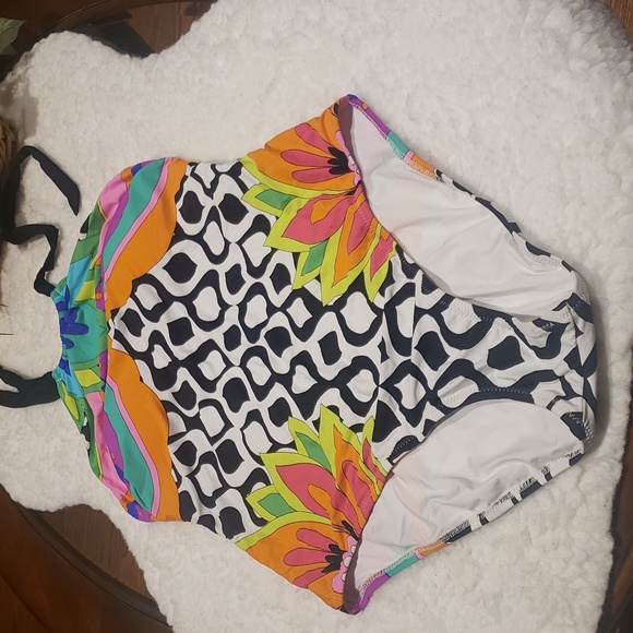 Trina Turk | Swim | Nwot Trina Turk 4 Swimsuit | Poshmark